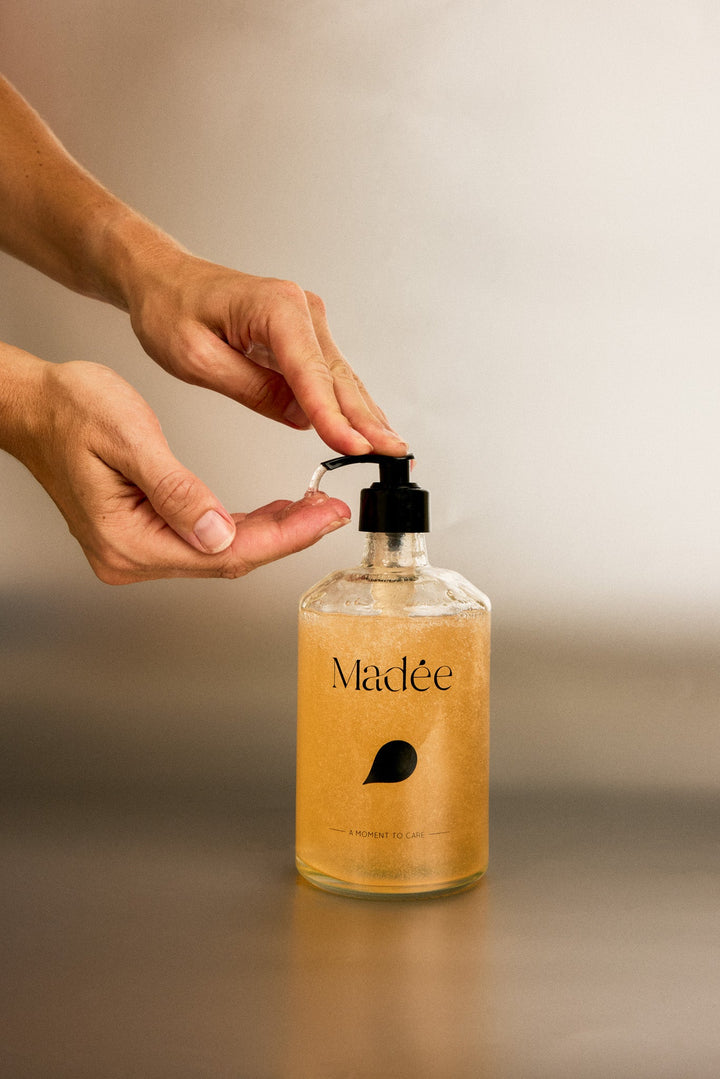 Madée | Luxury beauty products in powder form