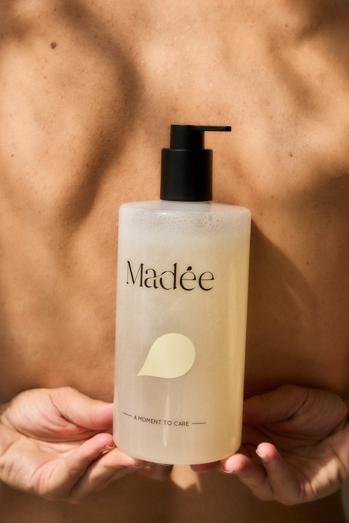 Madée | Luxury beauty products in powder form